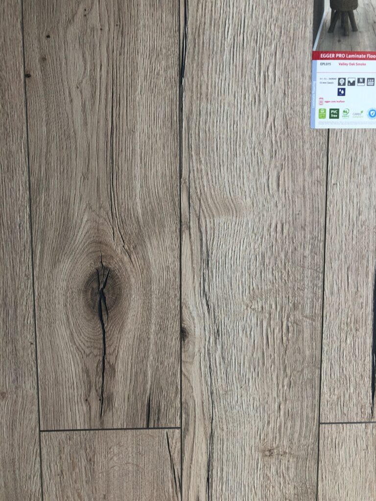 Egger Aqua+ European 12mm Laminate Valley Oak Smoke 7.6” – Maple Flooring